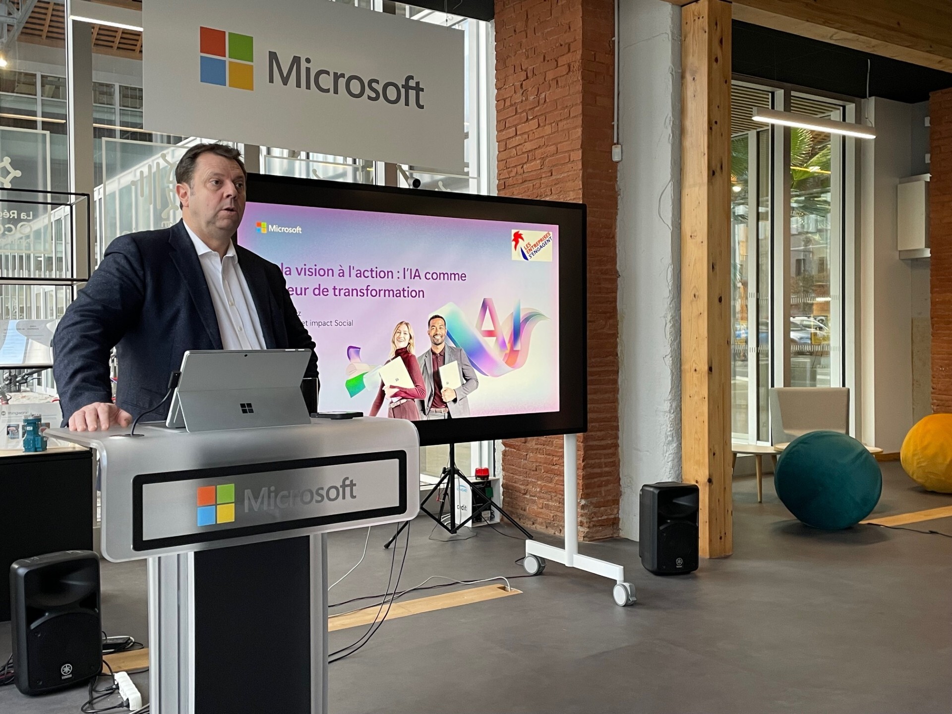 Microsoft sensibilise les entreprises à l’IA à Toulouse